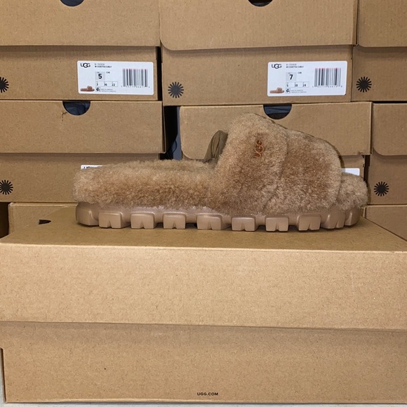 UGG | Shoes | Ugg Womens Cozetta Curly Slipper | Poshmark